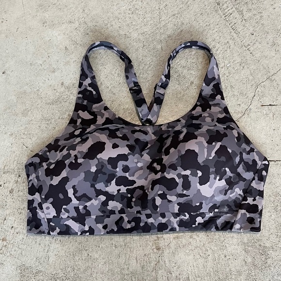 Athleta | Intimates & Sleepwear | Athleta Advance Bra In Black Camo ...